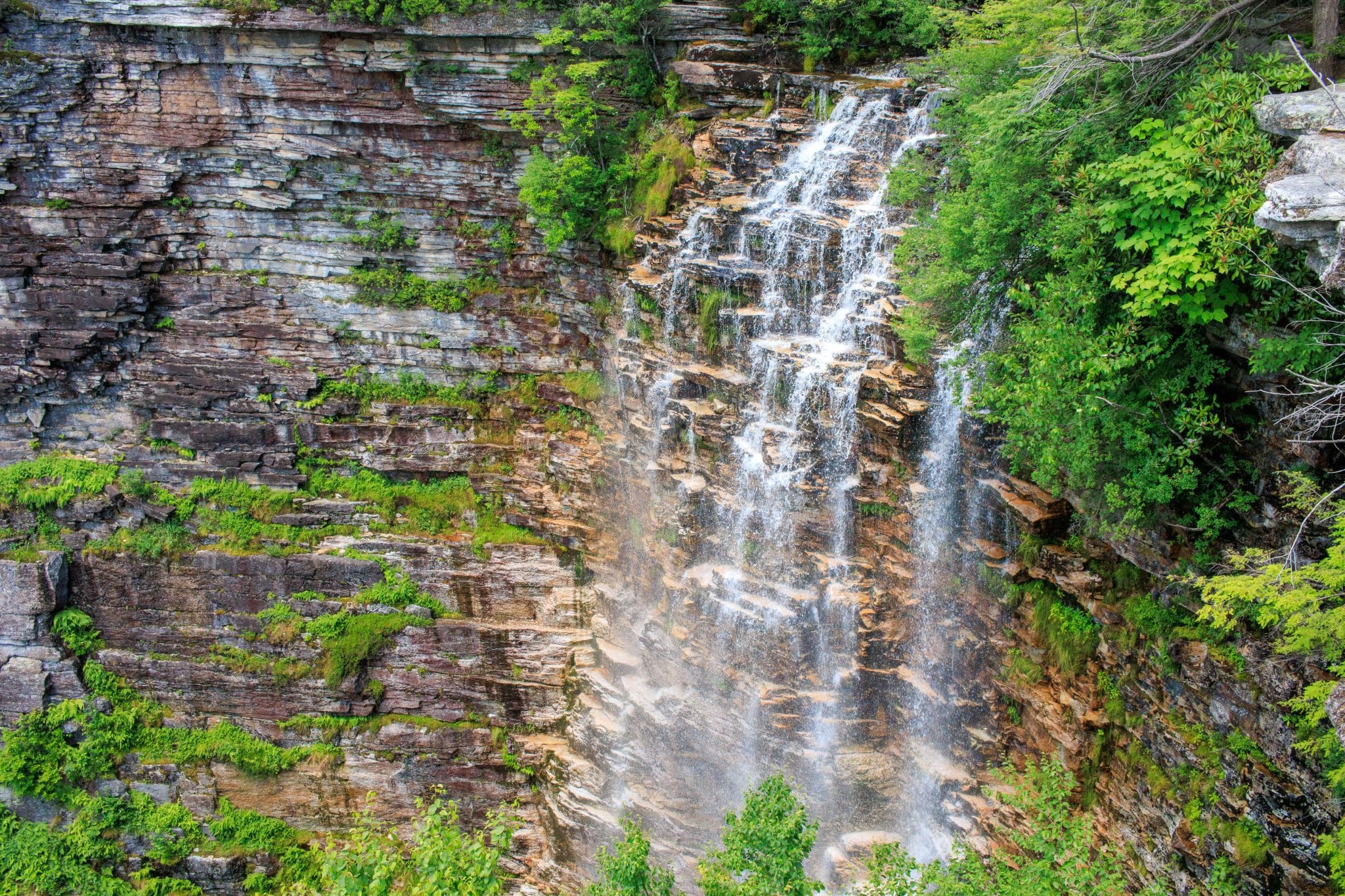 18 of the Best Waterfalls in Connecticut
