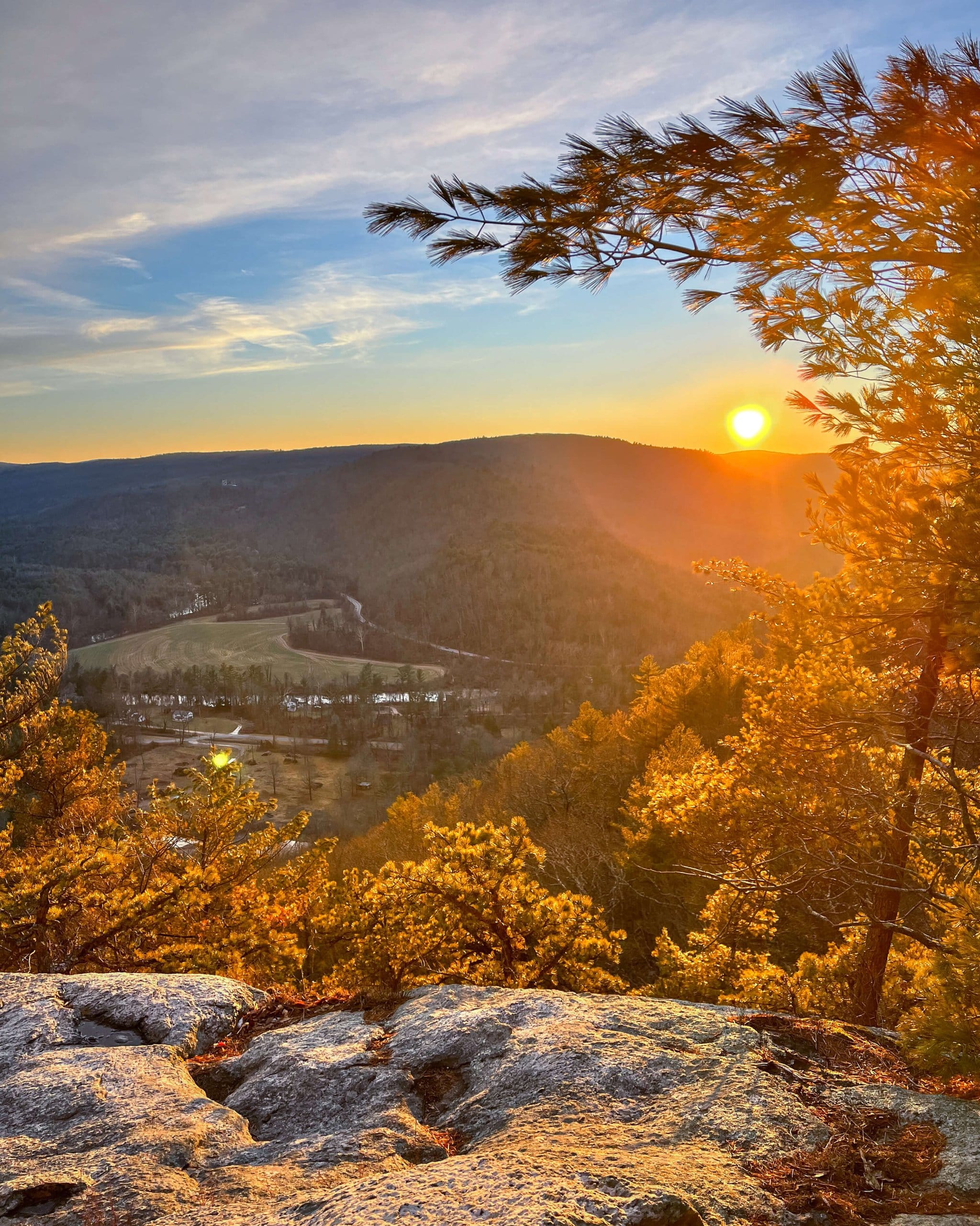 8 Secret and Scenic Hikes in Connecticut