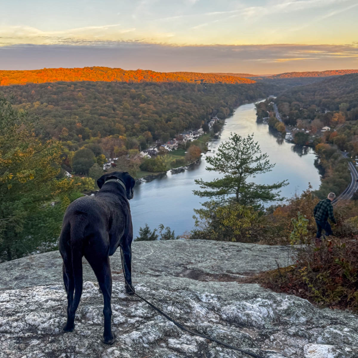 12 Short Connecticut Hikes with Amazing Views; Under 2 Miles!