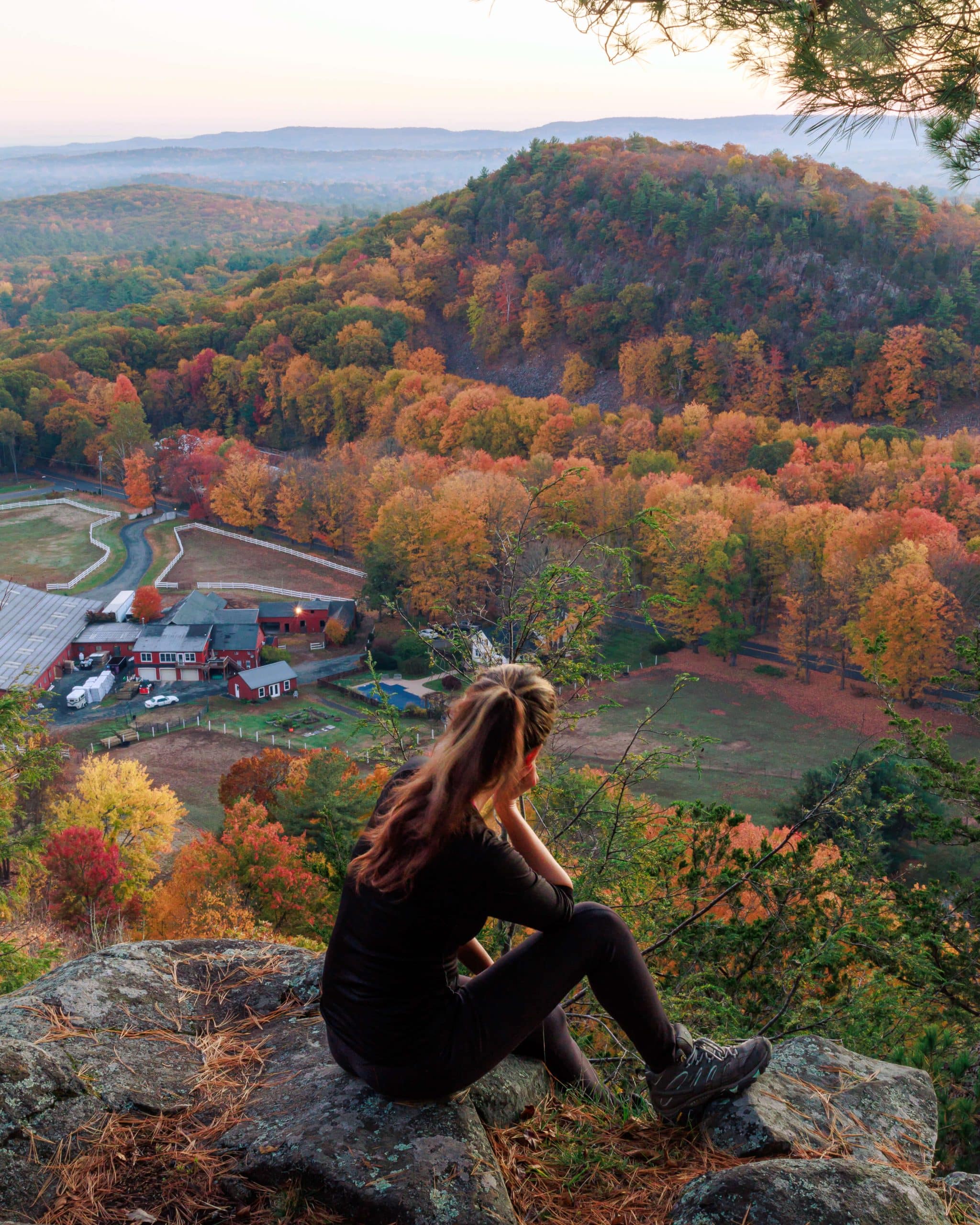 12 Short Connecticut Hikes with Amazing Views; Under 2 Miles!