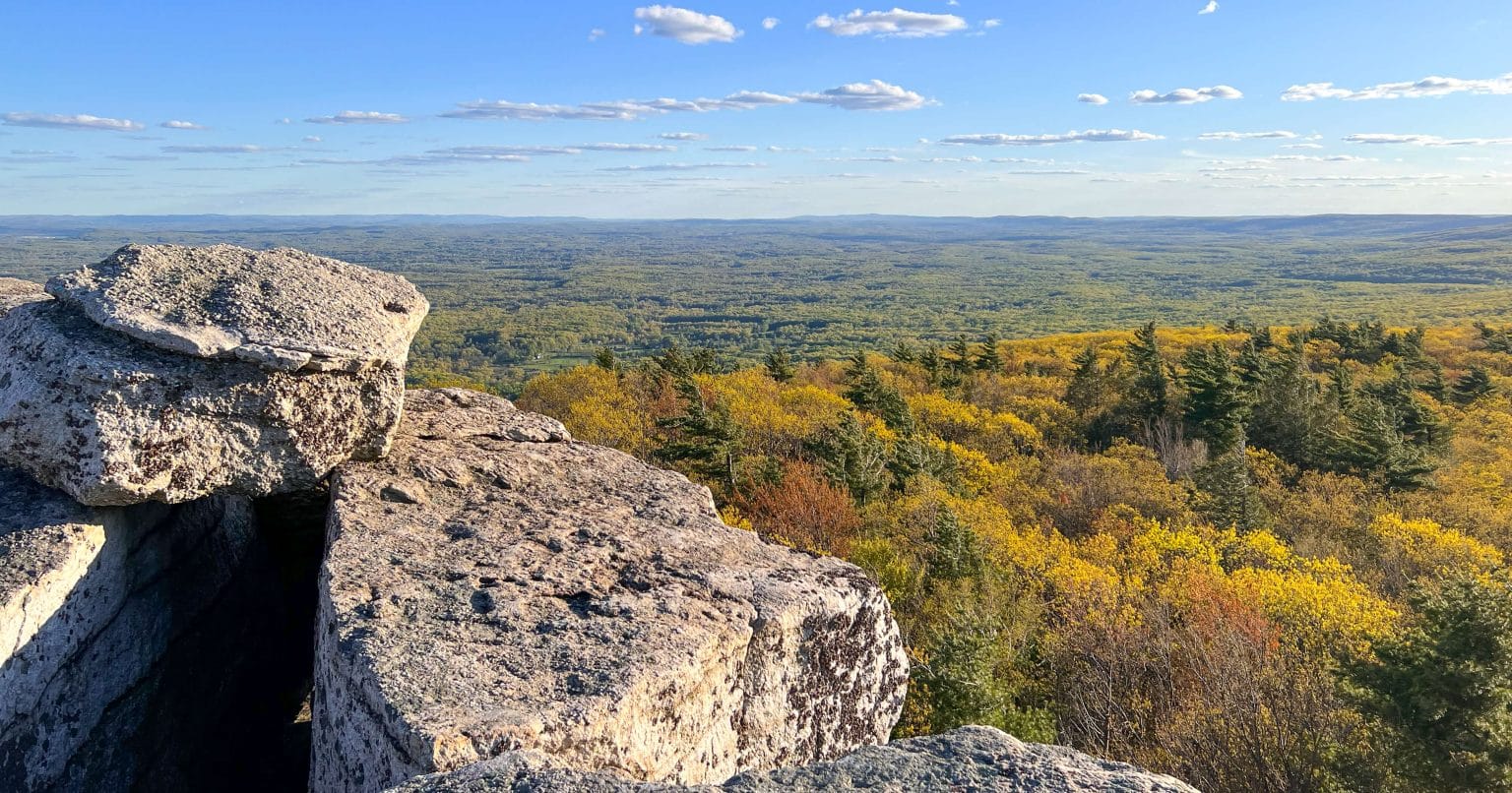 10 Must-Do Hikes in Minnewaska State Park; A Full Guide