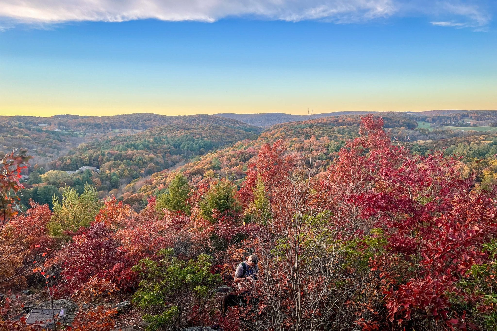 11 Fall Hikes in Connecticut Paired with Nearby Fall Activities!