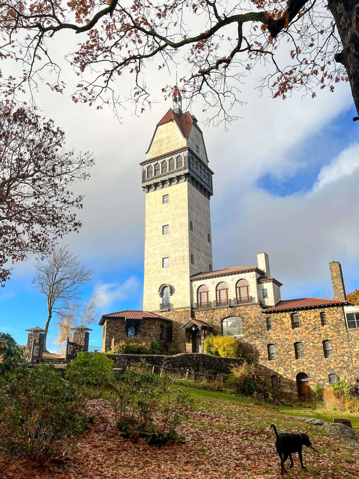 4 Different Hikes to Heublein Tower at Talcott Mountain