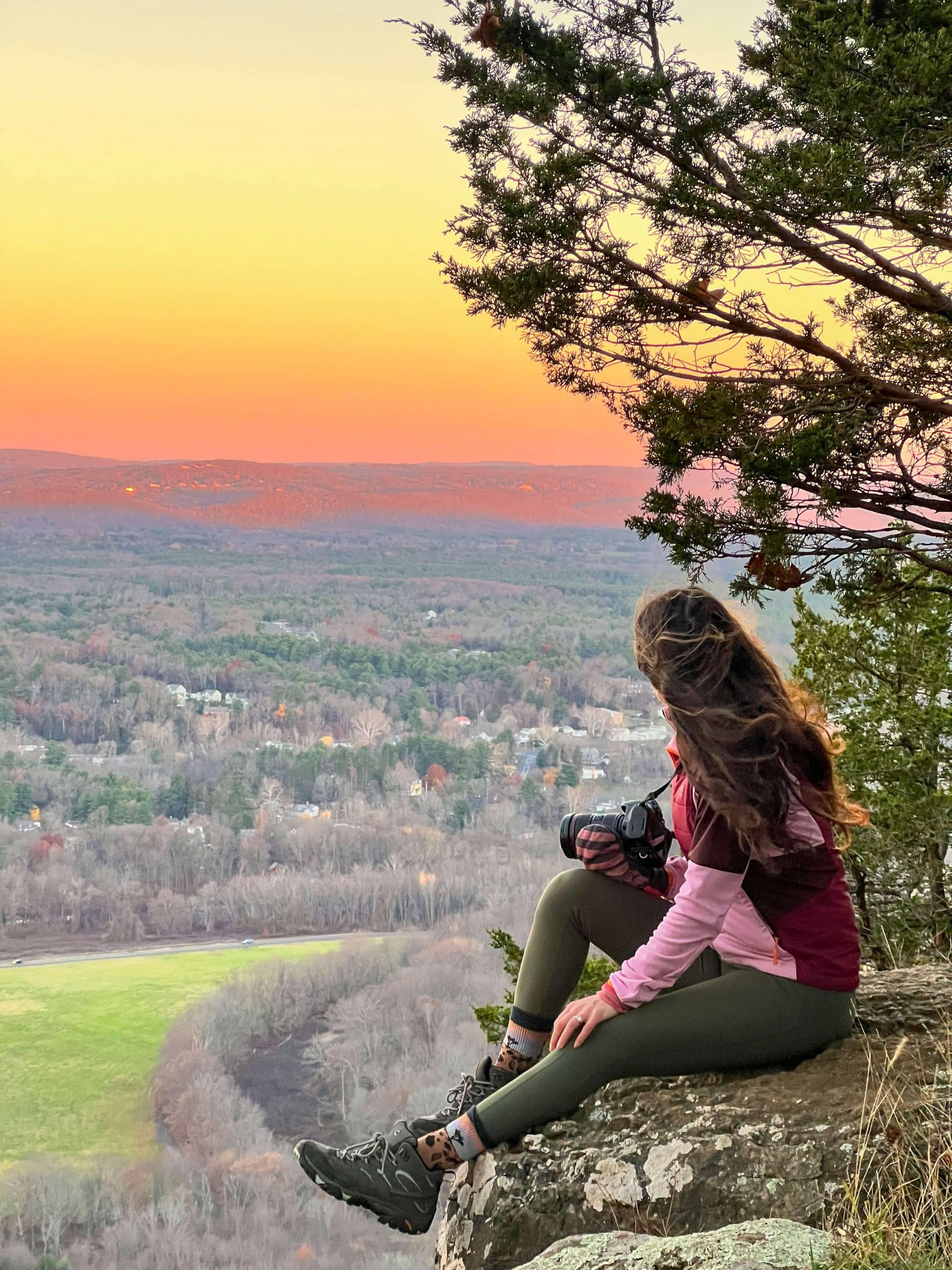 4 Different Hikes to Heublein Tower at Talcott Mountain