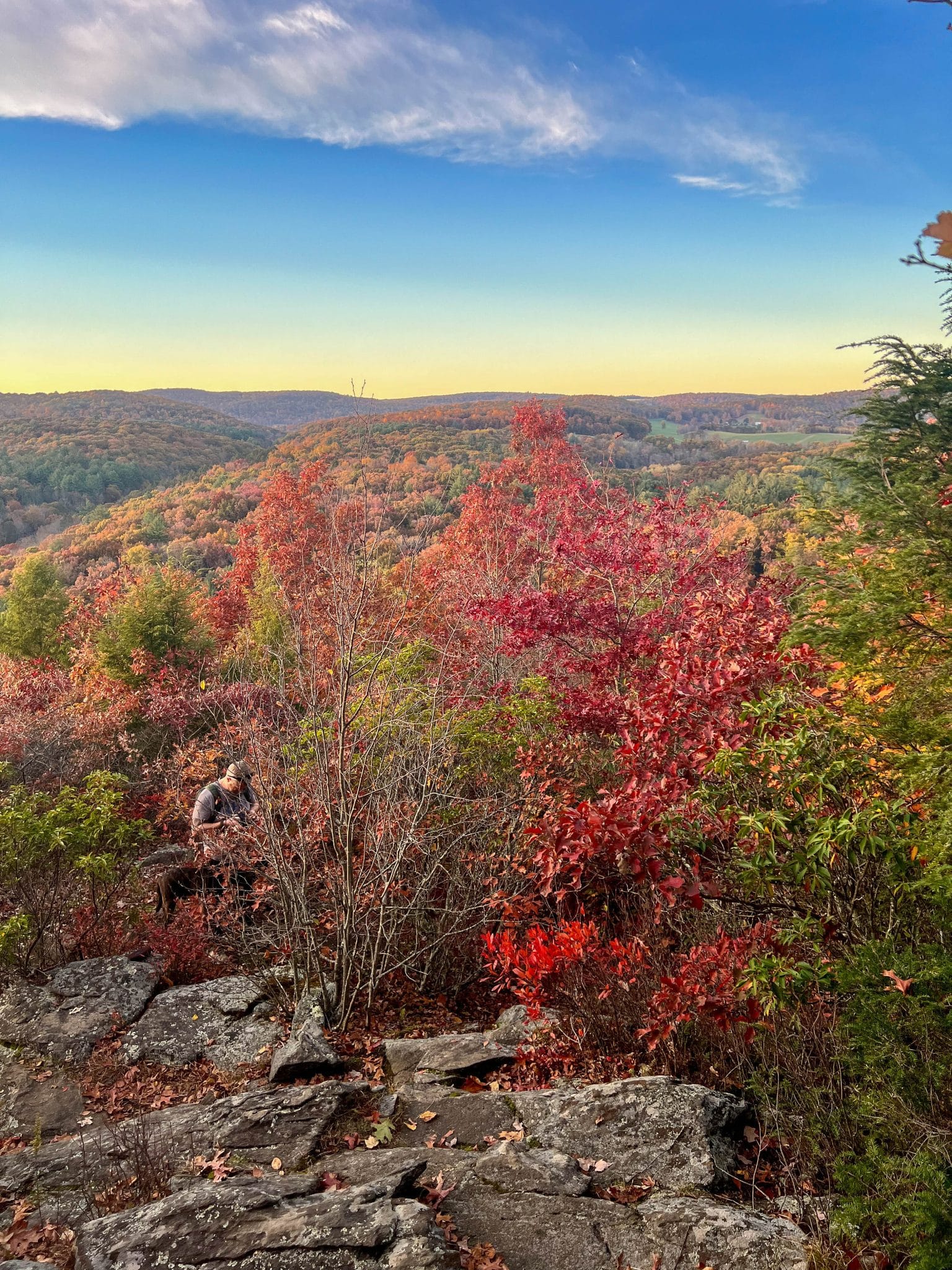 11 Fall Hikes in Connecticut Paired with Nearby Fall Activities!