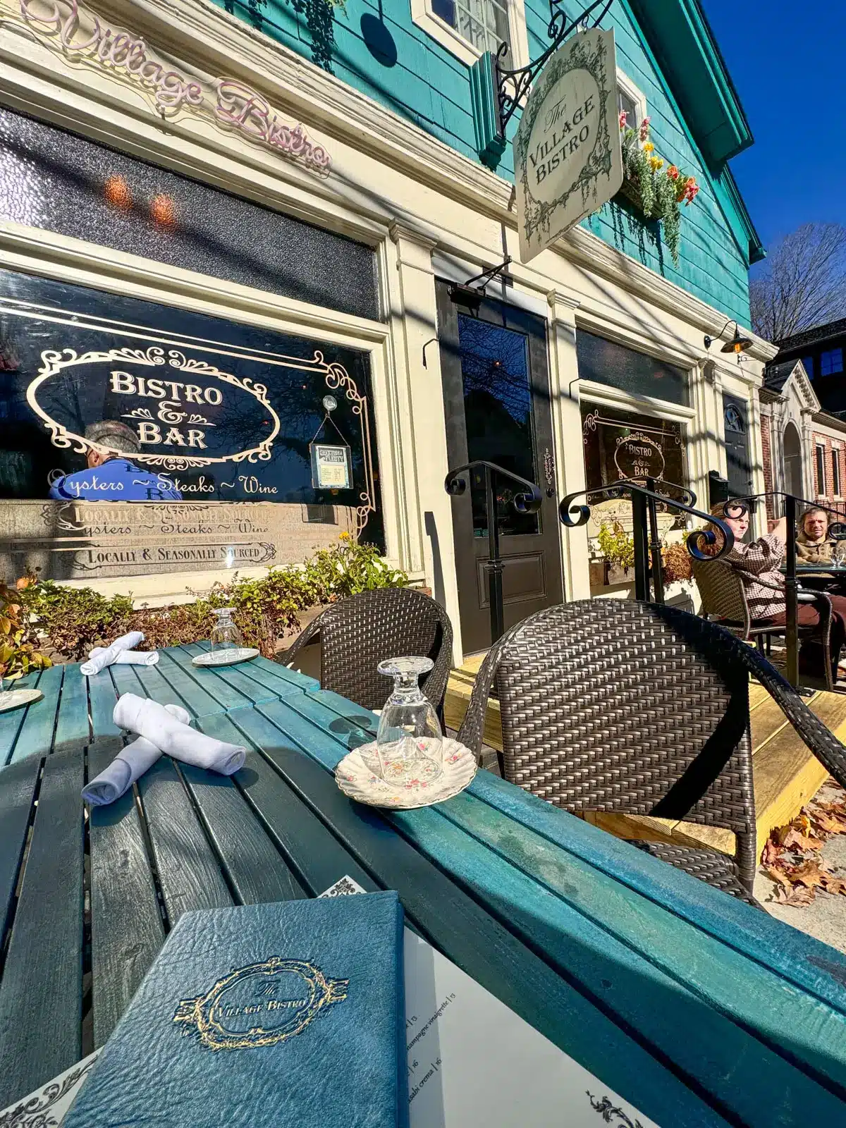 10 Adventurous Day Trips in Connecticut; Hikes, Food, & Fun!